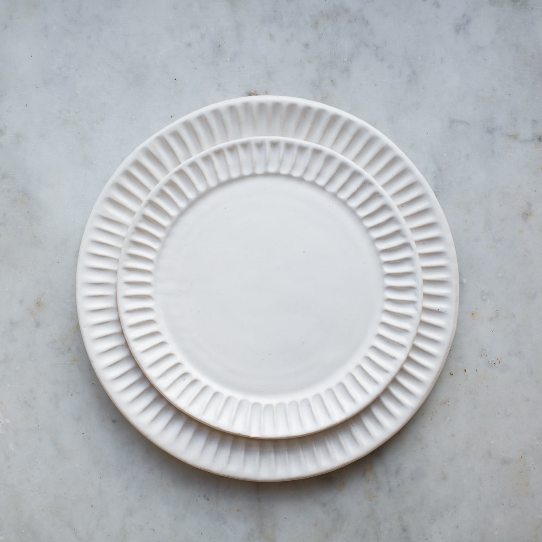 HANDMADE FLUTED DINNER PLATE – Ellei Home