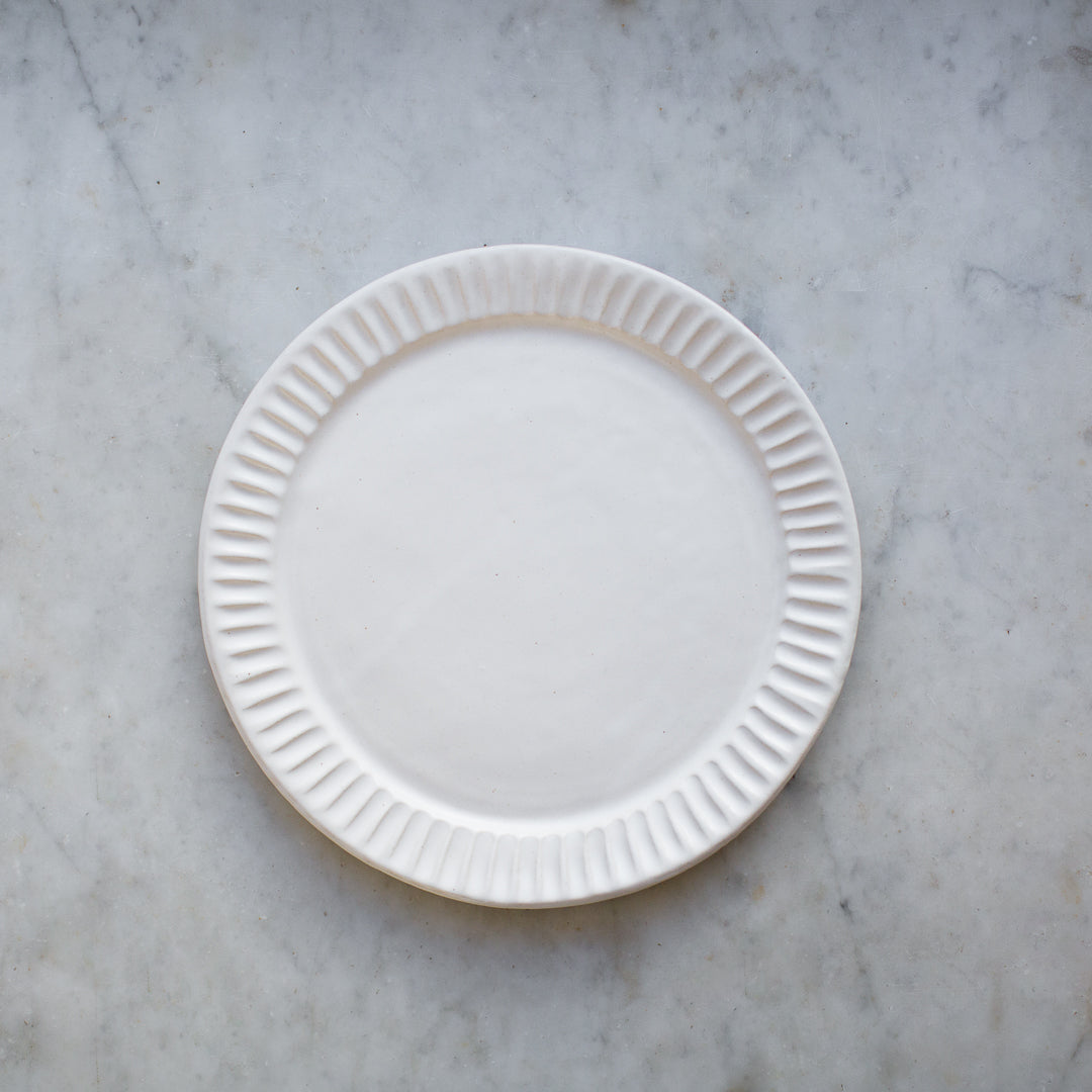 HANDMADE FLUTED DINNER PLATE – Ellei Home