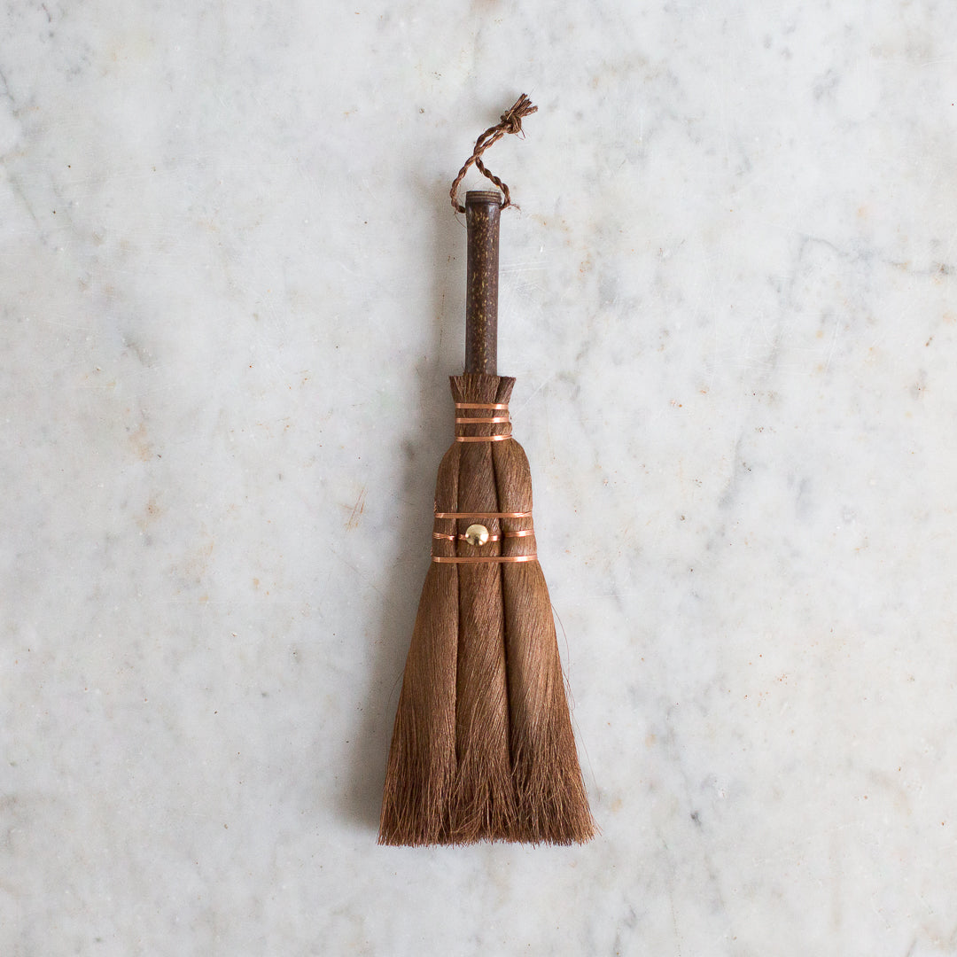NATURAL SHURO PALM BROOM – Ellei Home